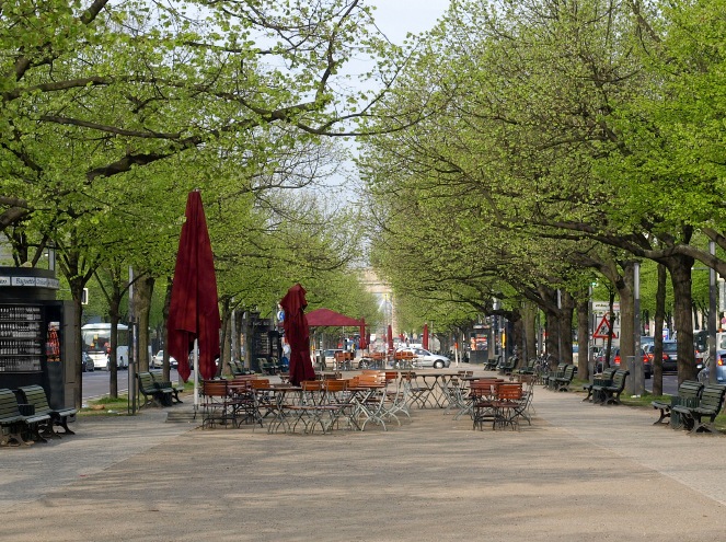 7 Days 6 Nights Germany Amsterdam Family Tour Package | Veena World