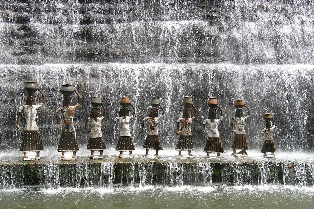 Famous Tourist Places to Visit in Chandigarh | Veena World