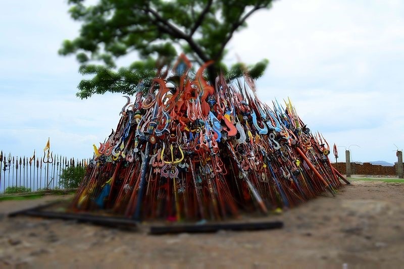 Best Tourist Places to Visit in Pachmarhi | Veena World