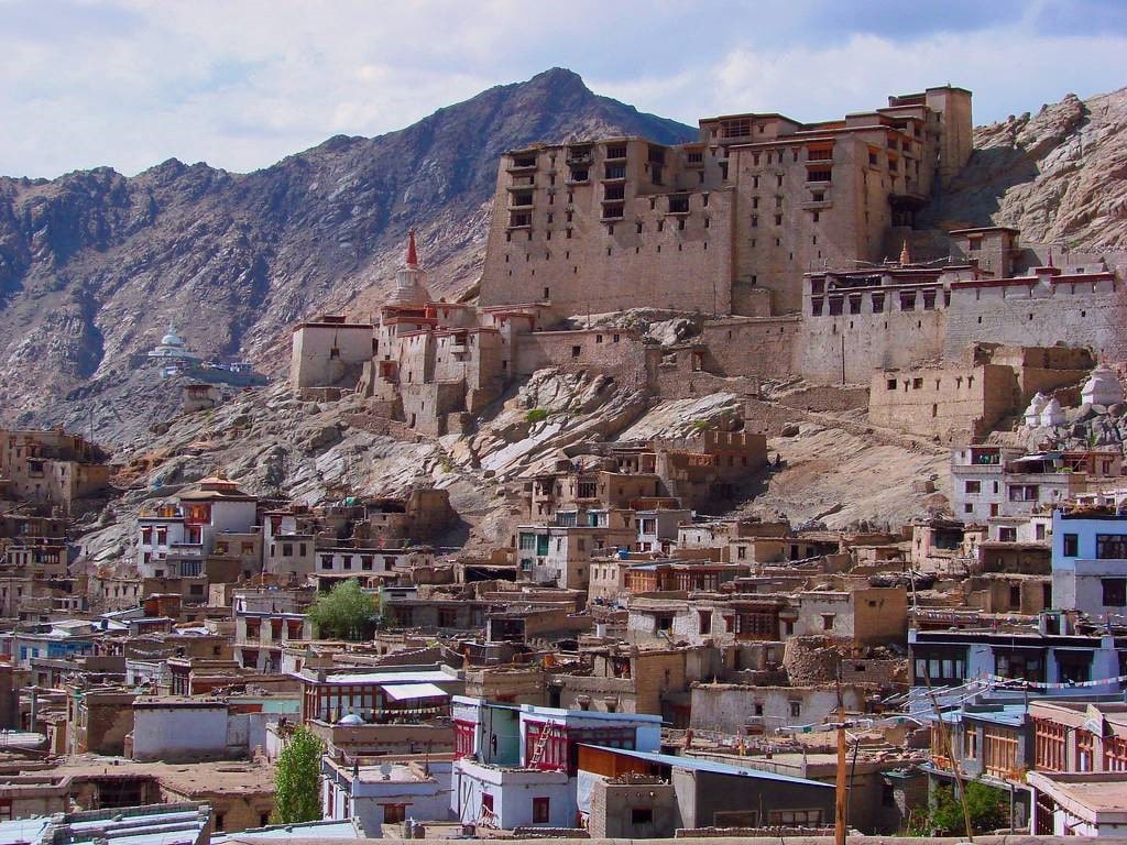 14 of the Best Tourist Places in Leh Ladakh | Veena World