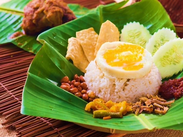 10 Dishes That Make Malaysia a Foodie Heaven | Veena World