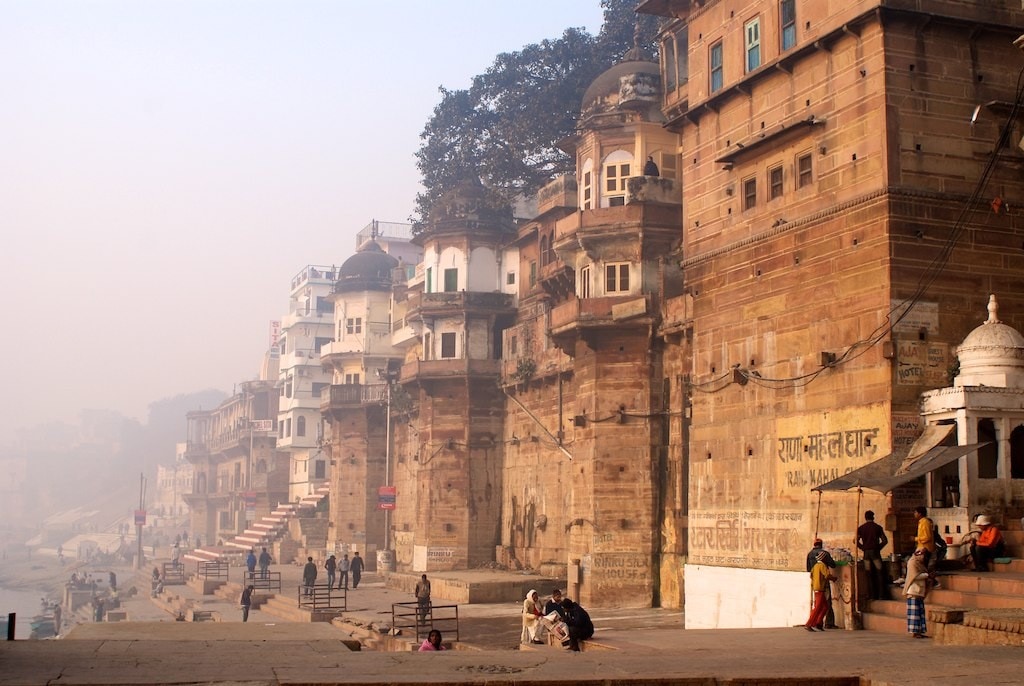 Spiritual Places to Visit in Varanasi | Veena World