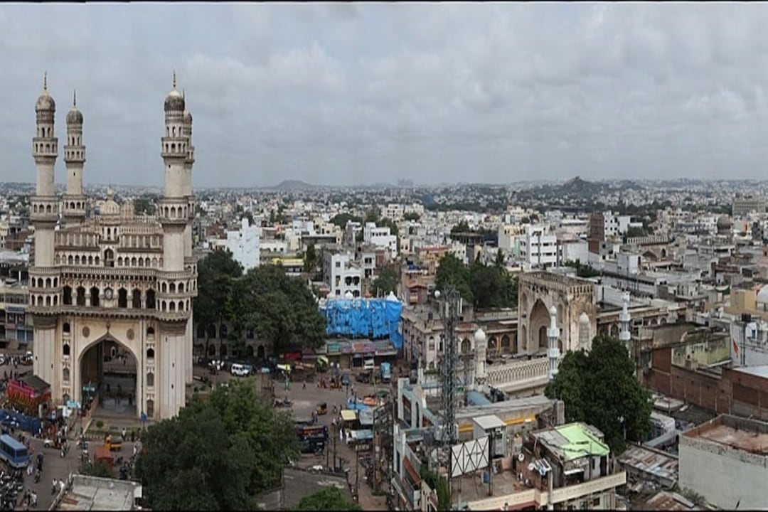 Tourist Places to Visit in Hyderabad | Veena World
