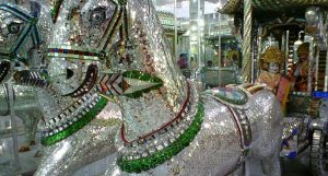 12 Of The Best Temples in Haridwar For A Truly Spiritual Experience ...
