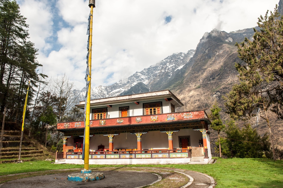 Yumthang Valley, Lachung: A Trip to Sikkim’s Hidden Treasure | Veena World