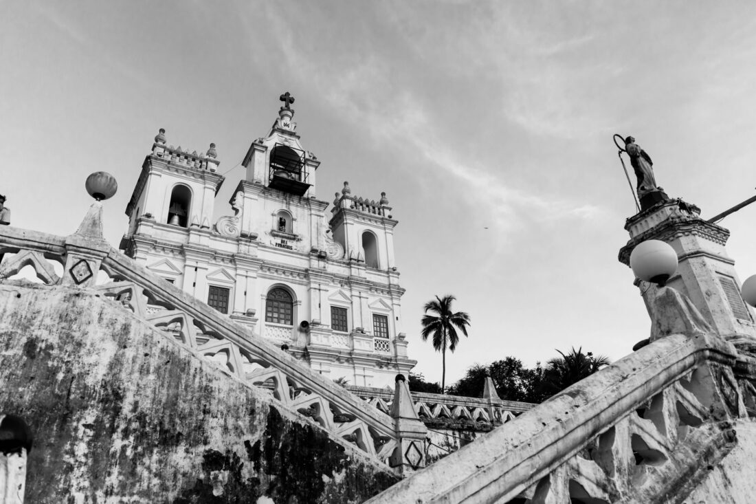 8 Must-Visit Famous Churches of India | Veena World