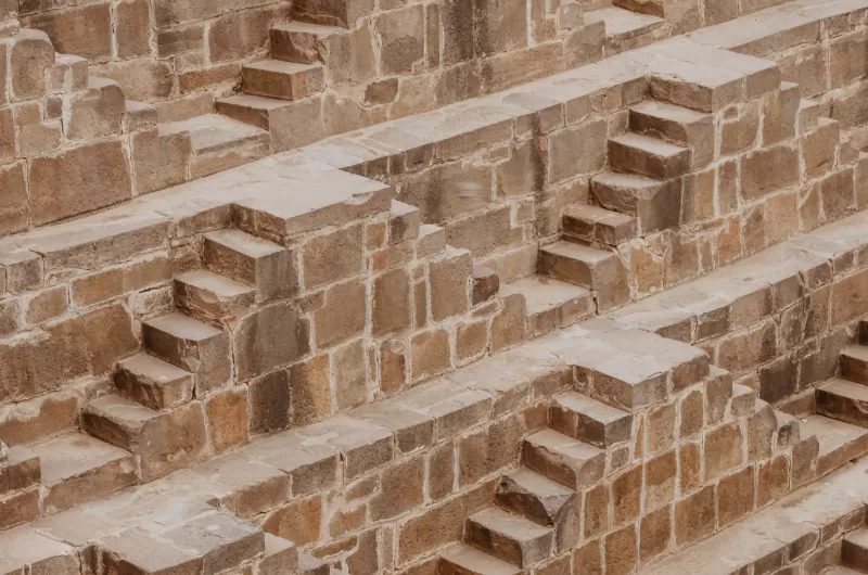 What’s with India and it’s love for step-wells? | Veena World